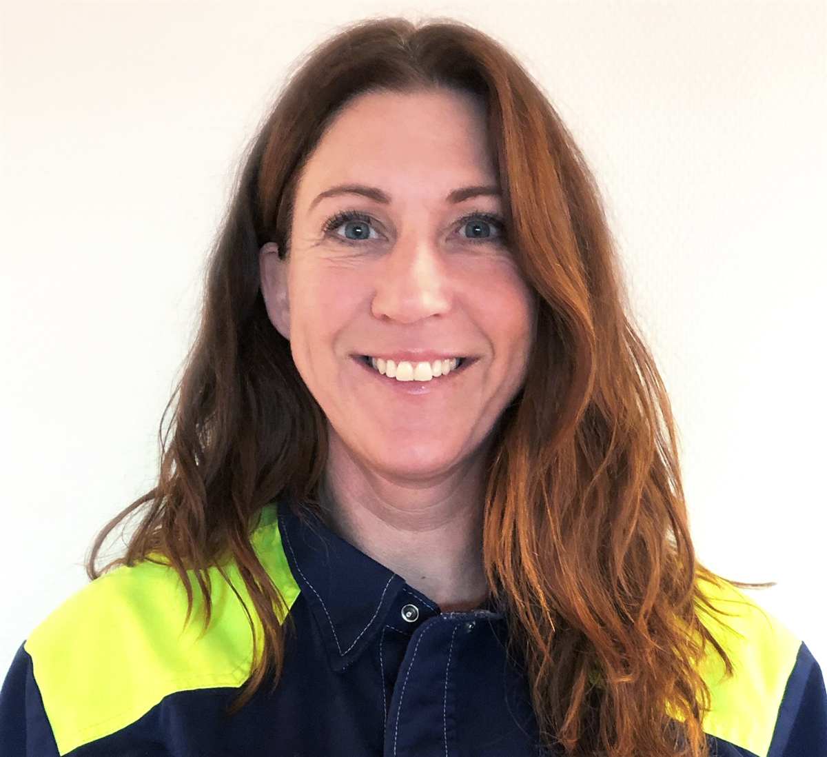 Contact | Swedpaper - Tradtition & Experience